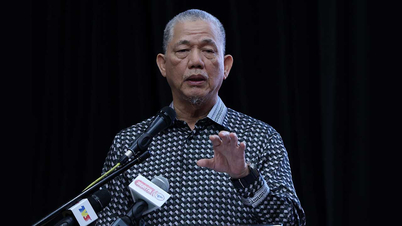 Wartawan main peranan penting perkukuh demokrasi, salur maklumat sahih ...